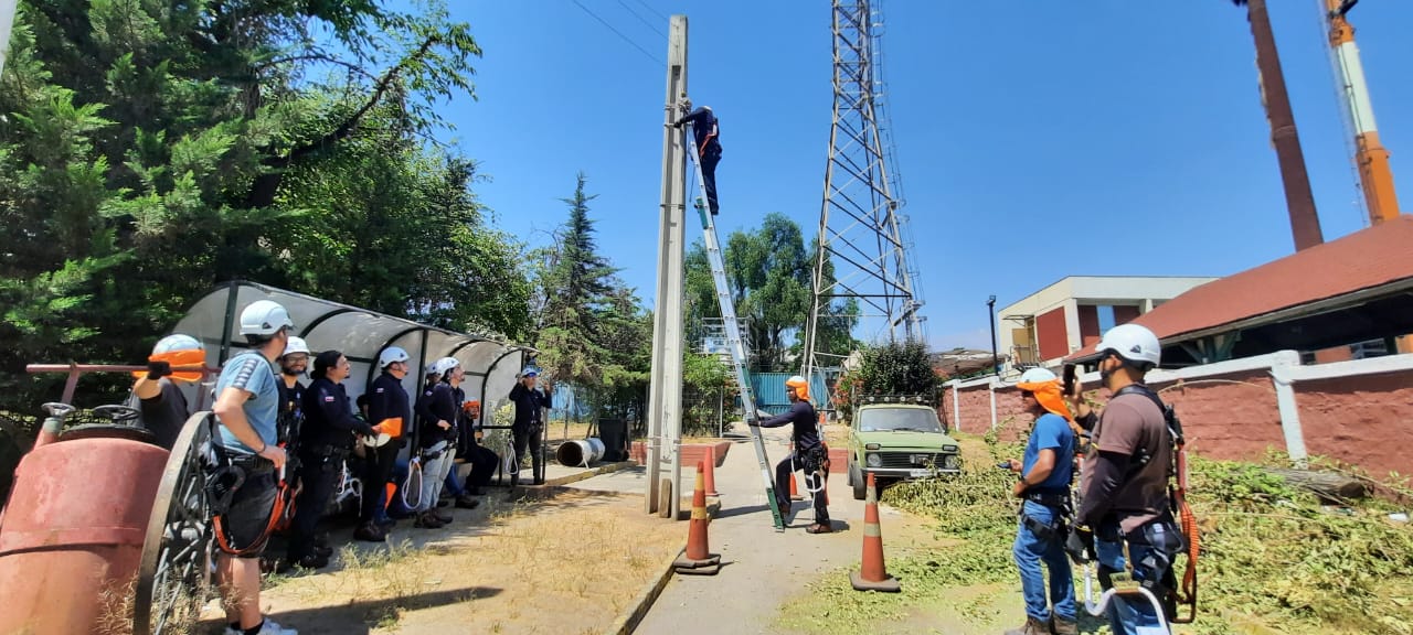 Curso TRABAJO EN ALTURA, TORRE Y RESCATE, POSTACIÓN, AZOTEA Y ANDAMIO ...